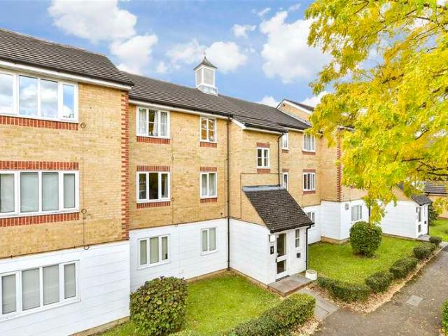 2 Bedroom Ground Flat