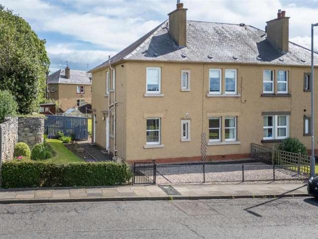 2 Bedroom Ground Flat