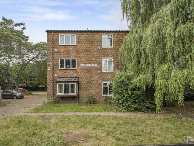 2 Bedroom Ground Flat