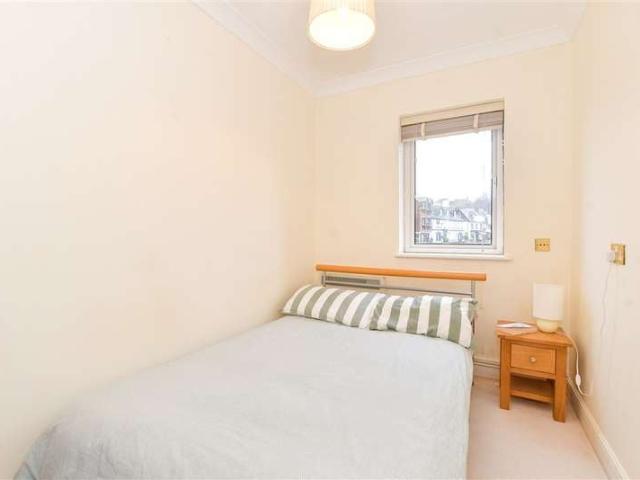 2 Bedroom Ground Flat