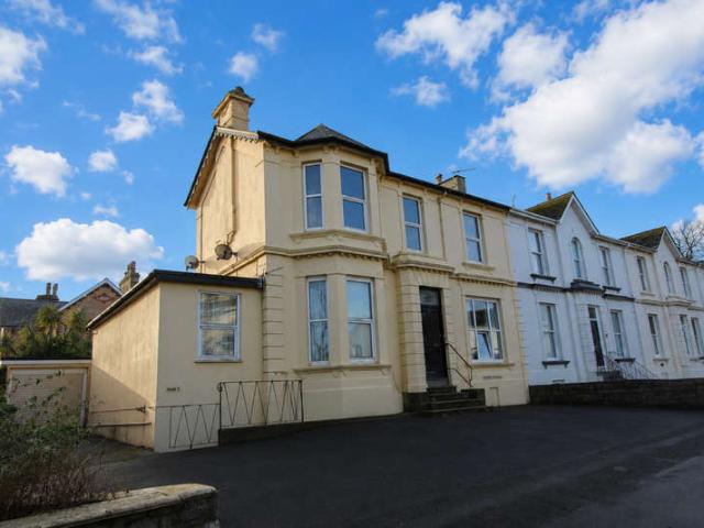2 Bedroom Ground Flat