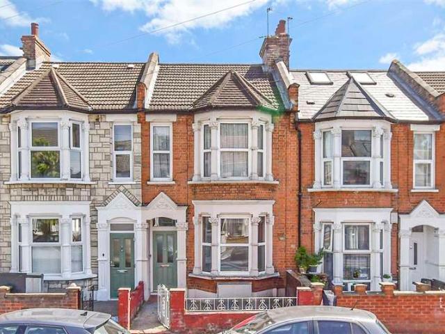 2 Bedroom Ground Flat