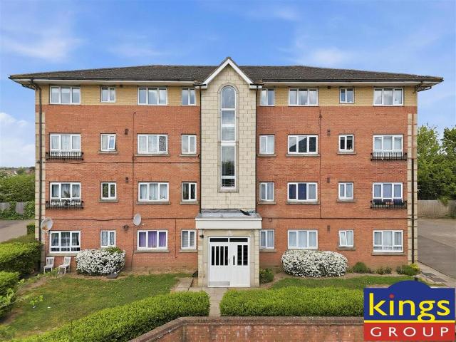2 bedroom ground flat for sale