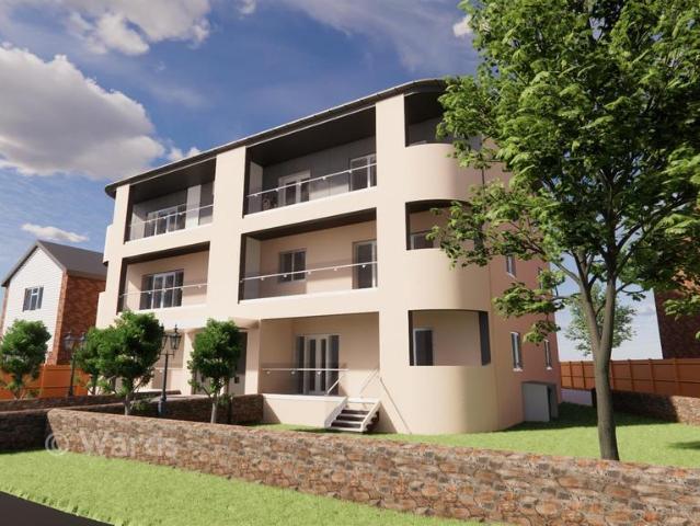 2 bedroom ground flat for sale