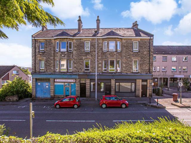 2 bedroom ground flat for sale