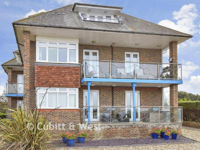 2 bedroom ground flat for sale