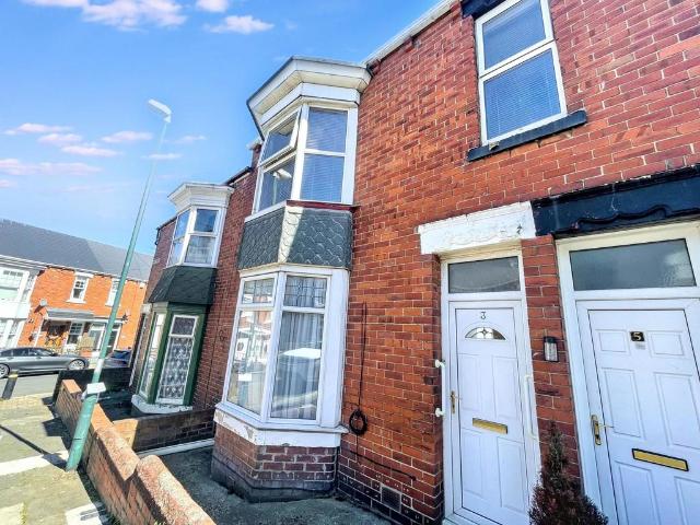 2 bedroom ground flat for sale