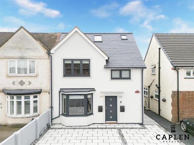 2 bedroom ground flat for sale
