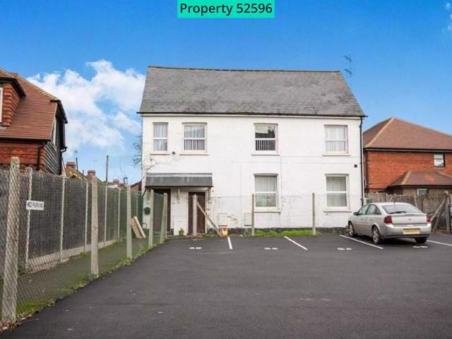 2 bedroom ground flat for sale