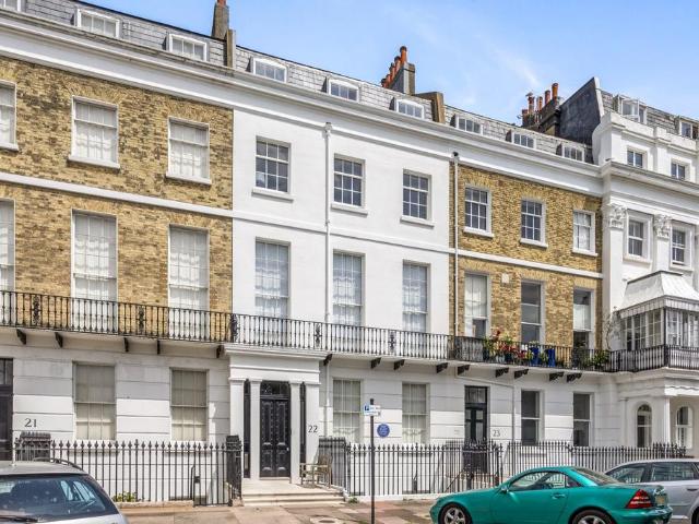 2 bedroom ground flat for sale