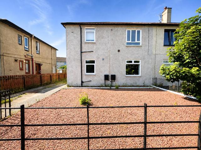 2 bedroom ground flat for sale