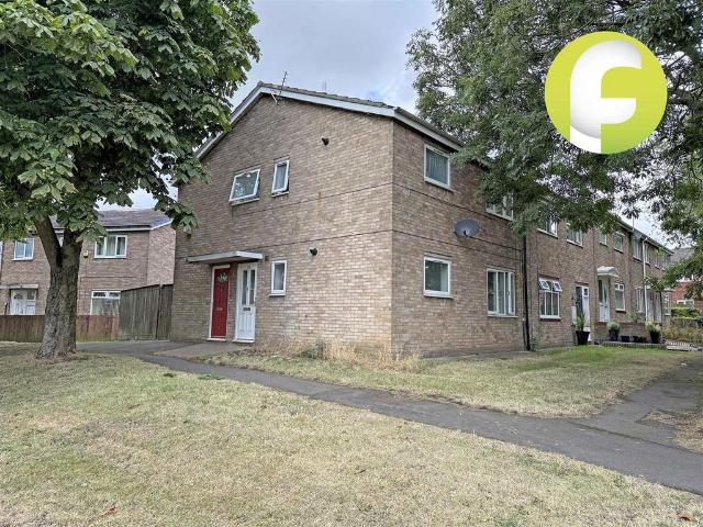 2 bedroom ground flat for sale