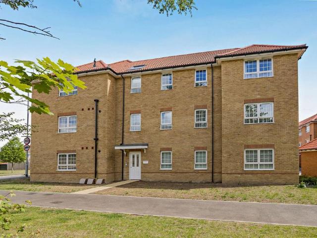 2 bedroom ground flat for sale