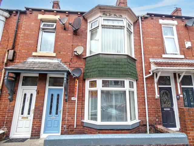 2 bedroom ground flat for sale