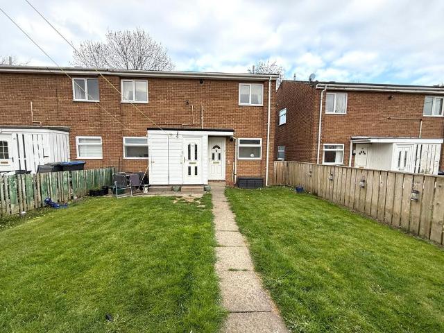2 bedroom ground flat for sale