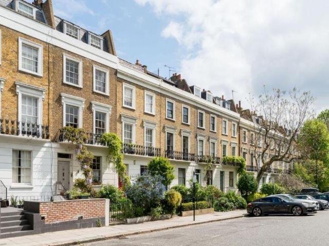2 bedroom ground flat to rent