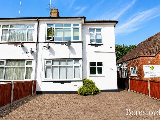 2 bedroom ground flat to rent