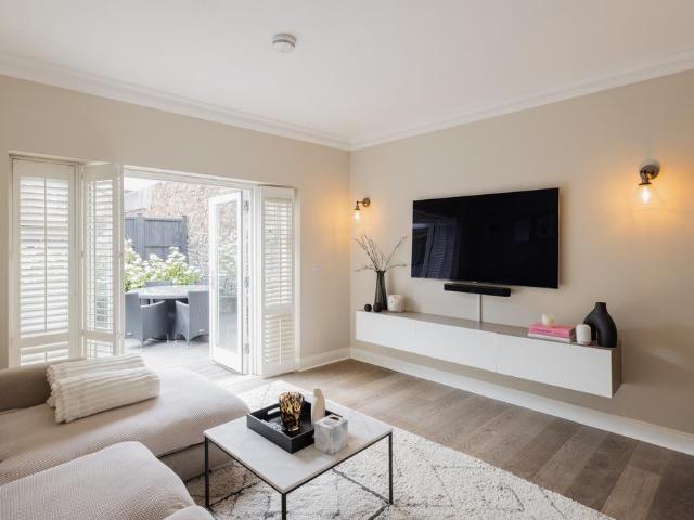 2 bedroom ground flat to rent