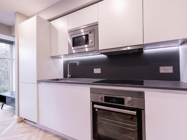 2 bedroom ground flat to rent