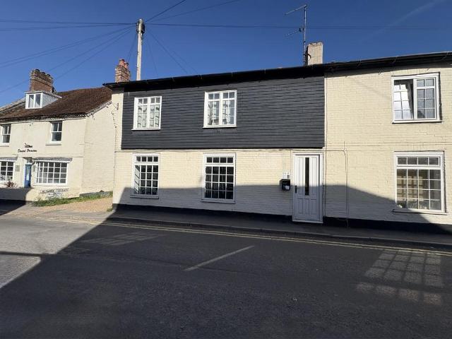2 bedroom ground flat to rent