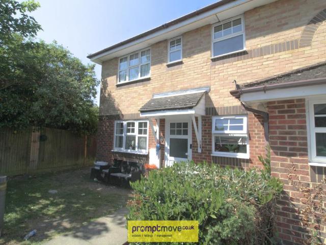 2 bedroom ground flat to rent