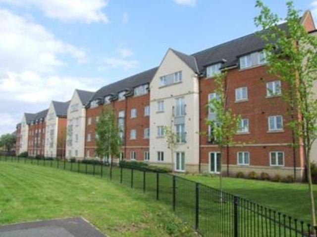 2 bedroom ground flat to rent