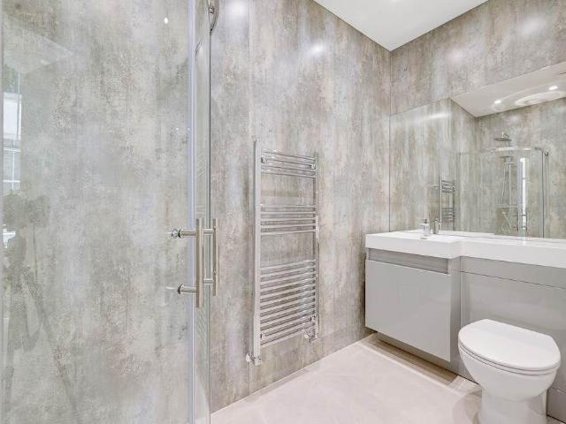 2 bedroom ground flat to rent
