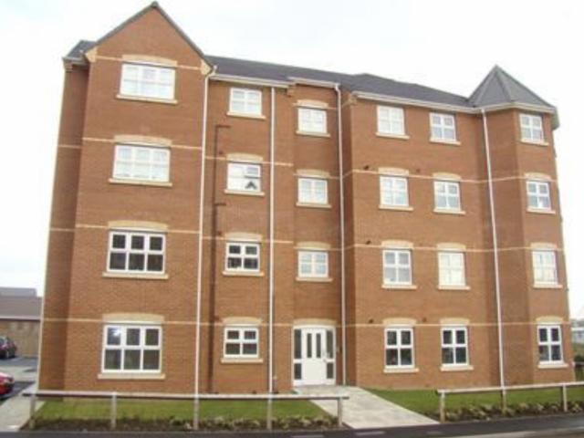 2 bedroom ground flat to rent