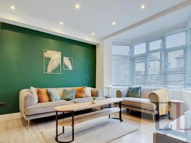 2 Bedroom Ground Floor Maisonette For Sale In Glenalmond Road, Harrow