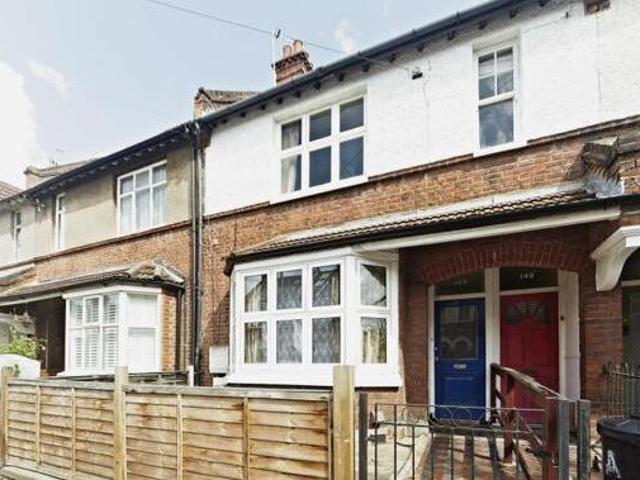 2 Bedroom Ground Floor Maisonette For Sale In Earlsfield
