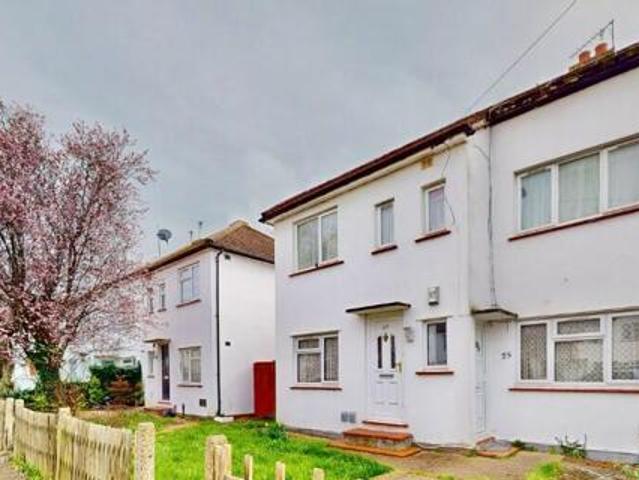 2 Bedroom Ground Floor Maisonette For Sale In Hayes, Middlesex