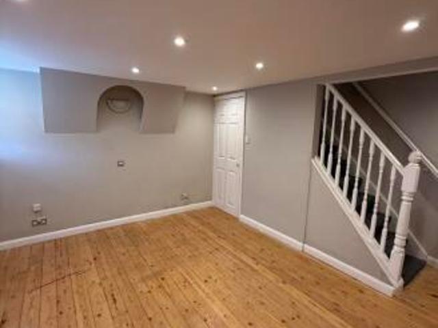 2 bedroom ground floor maisonette for sale in Monks Road, Lincoln, Lincolnshire, LN2