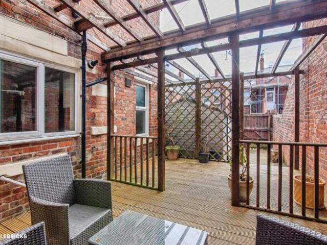 2 bedroom ground floor maisonette for sale in Sandringham Road, Newcastle upon Tyne, NE3