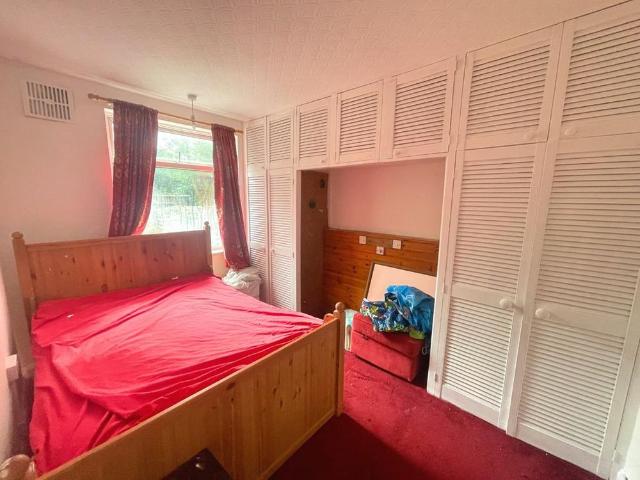 2 bedroom ground floor maisonette to rent
