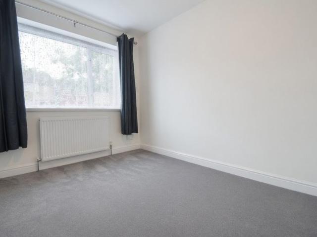 2 bedroom Ground floor maisonette to rent