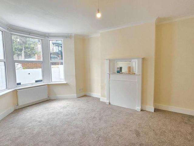 2 bedroom ground floor maisonette to rent