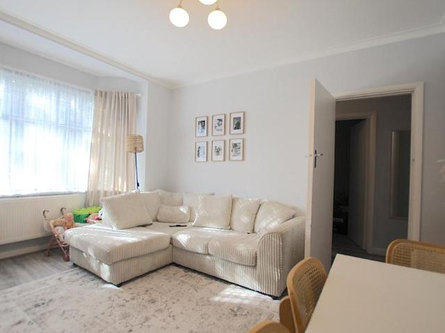 2 bedroom ground floor maisonette to rent