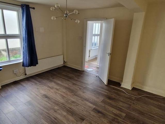 2 bedroom ground floor maisonette to rent