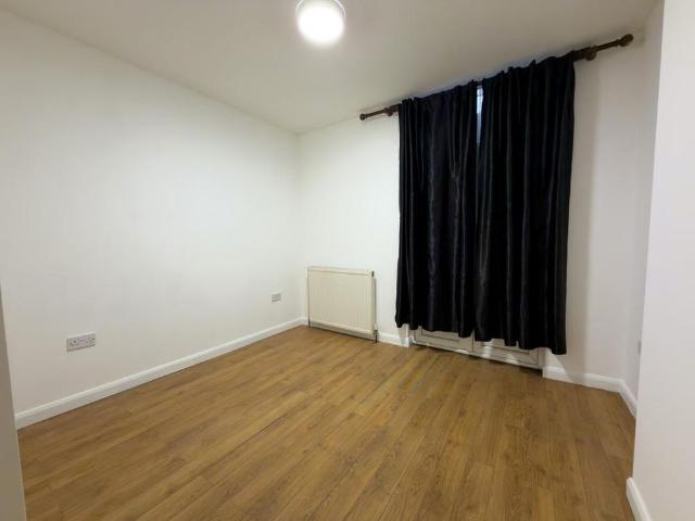 2 bedroom ground floor maisonette to rent