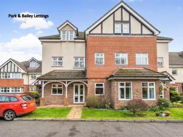 2 bedroom ground floor flat for rent in 2 bedroom Ground Floor.