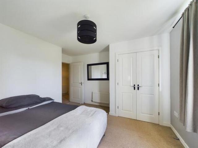 2 bedroom ground floor flat for rent in 9 Oatlands Square, G5 0GZ, G5
