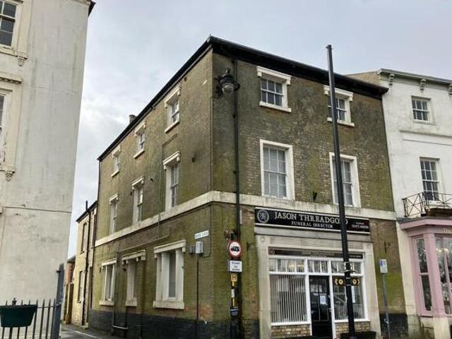 2 Bedroom Ground Floor Flat For Rent In Caistor
