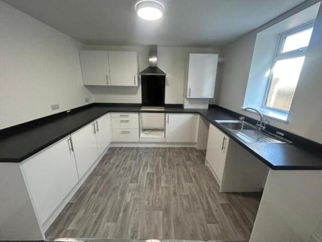 2 bedroom ground floor flat for rent in Baring Street, Plymouth, Devon, PL4