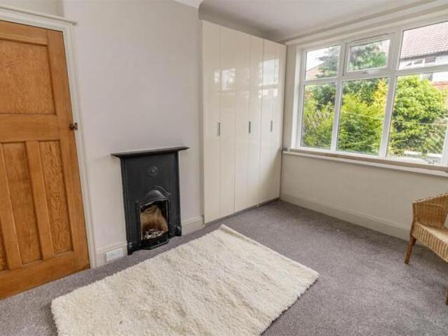 2 bedroom ground floor flat for rent in Ferndene Grove, High Heaton, NE7
