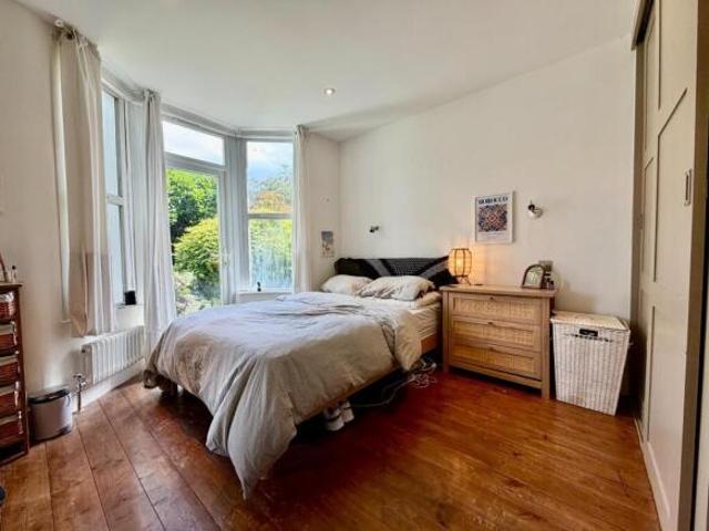 2 bedroom ground floor flat for rent in Finland Road, Brockley, London, SE4