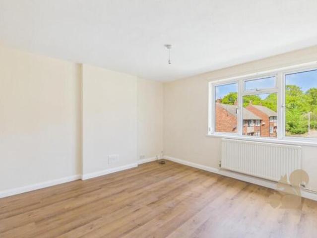 2 bedroom ground floor flat for rent in Manchester Road, IP2