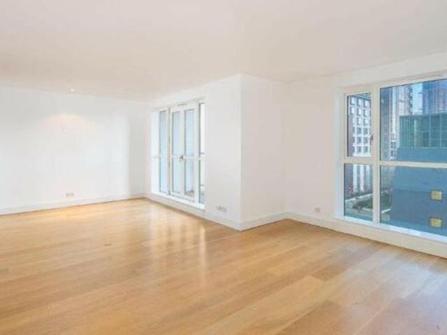 2 Bedroom Ground Floor Flat For Rent In London