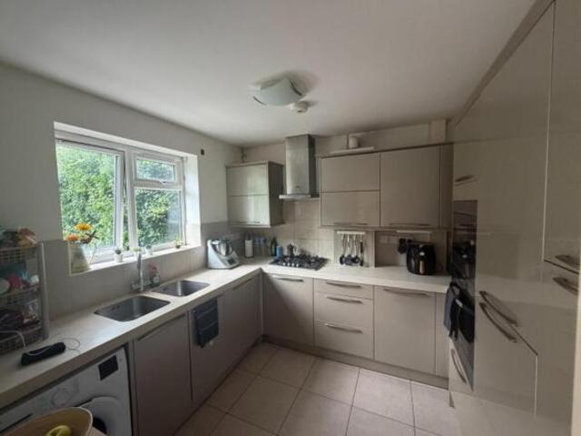 2 bedroom ground floor flat for rent in Lismore Close Isleworth, TW7