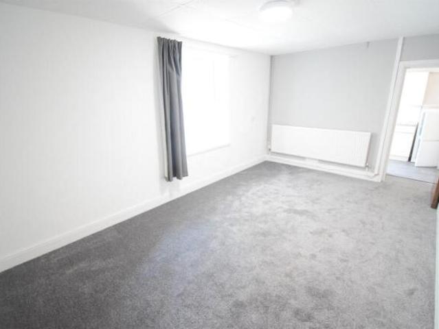 2 bedroom ground floor flat for rent in Northcote Street, Cardiff, CF24