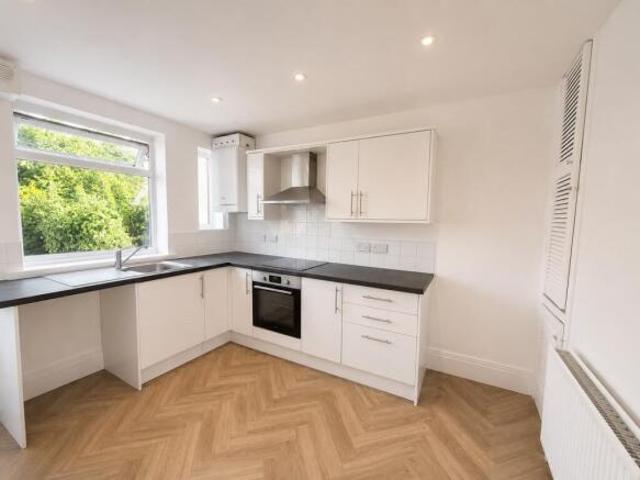 2 bedroom ground floor flat for rent in Silverhill Drive, Newcastle Upon Tyne, NE5